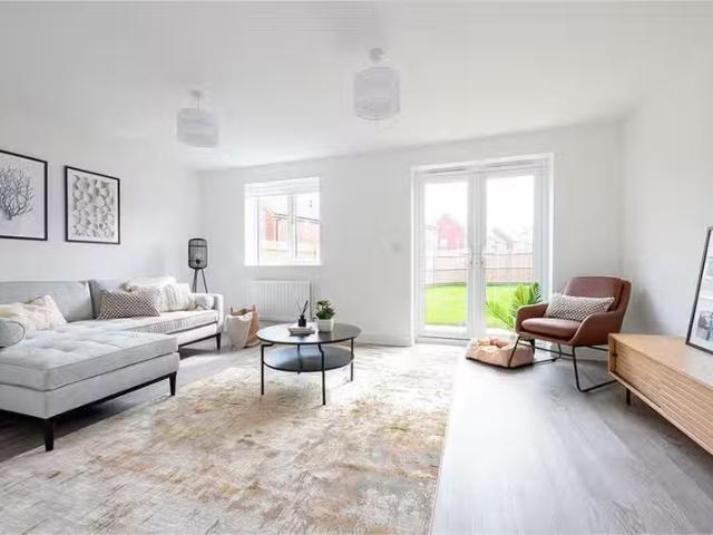 Charming 3 BA 3 bedroom semi detached house for rent in Leaf L.