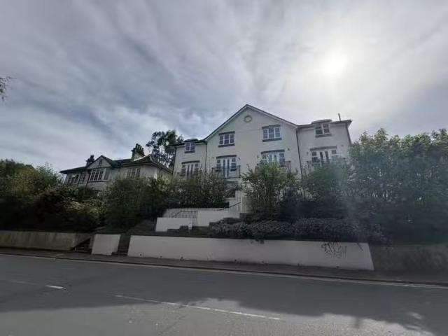 Rental! 3 BA 4 bedroom house for rent in Surrey Road, Bournem.