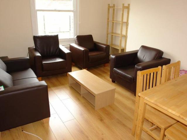 Cozy 3 Bedroom Flat in Finsbury Park!