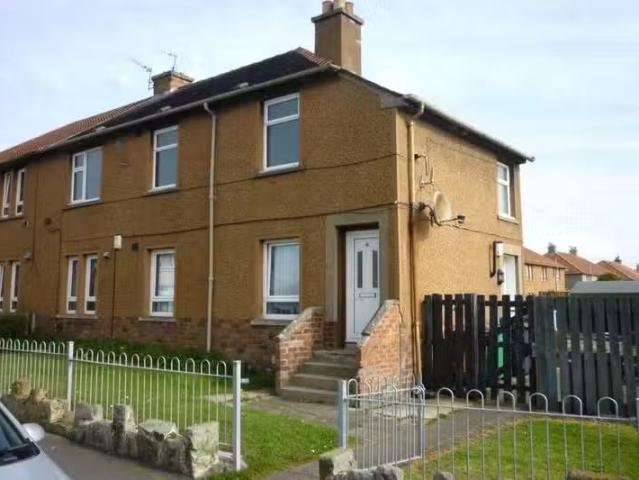 Cheap 3 bedroom Flat to rent, Marion Street, Kirkcaldy, KY1 £.