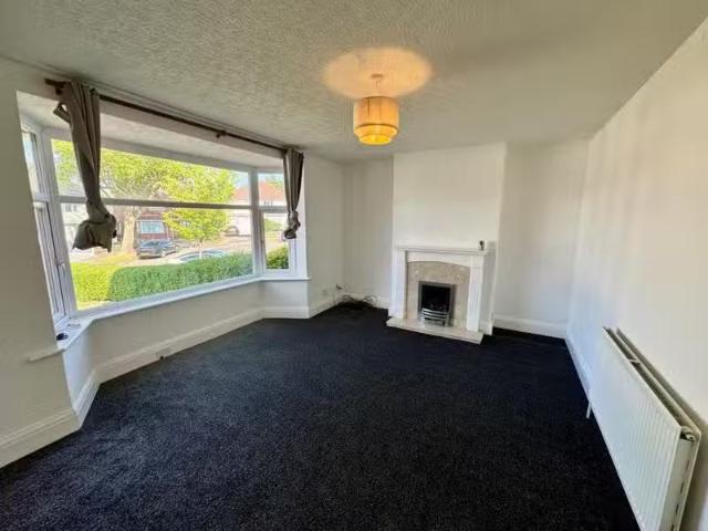 Cheap 3 bedroom house for rent in The Grove, Northfield, B31