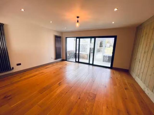 Unique 3 bedroom house for rent in Western Road, Hailsham, BN27