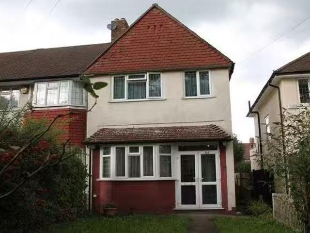 For Rent! 3 bedroom house for rent in Whitefoot Lane, Bromley.