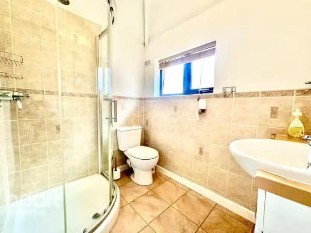Cozy 3 bedroom semi detached house for rent in Lewis Road, Old.
