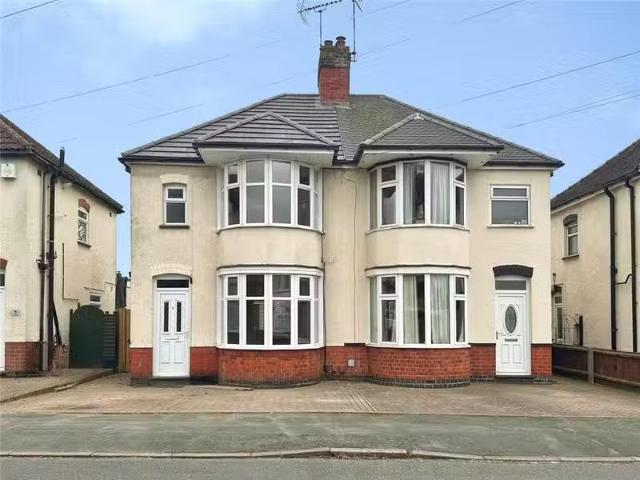 For Rent! 3 bedroom Semi Detached House to rent, Eskdale Road.
