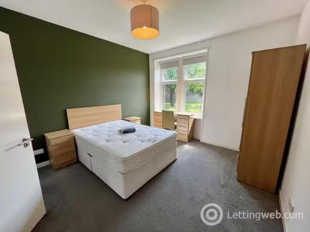 Deal! 3 BR Property to rent in 5 Morgan Place in Dundee