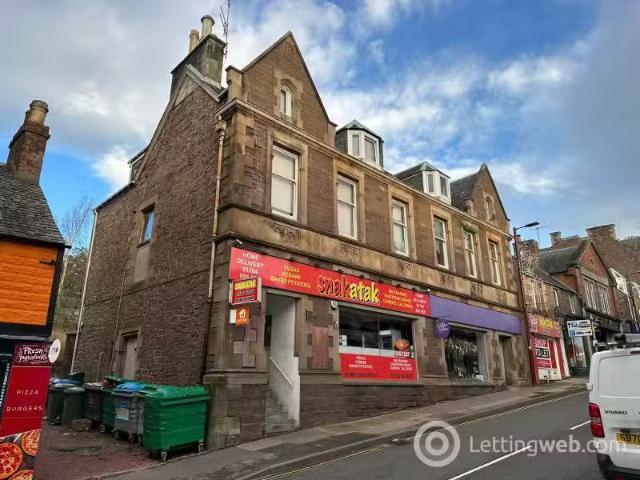 New 3 BR Property to rent in 11e West High Street, Crieff, PH7.