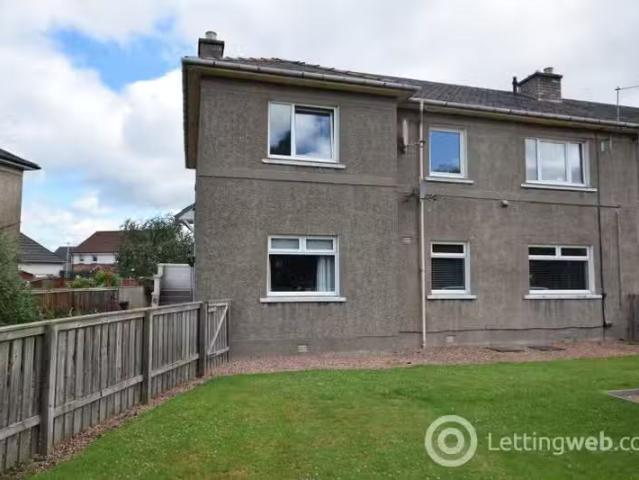 Cozy 3 BR Property to rent in 25 Carnegie Place, Perth, PH1 5EB
