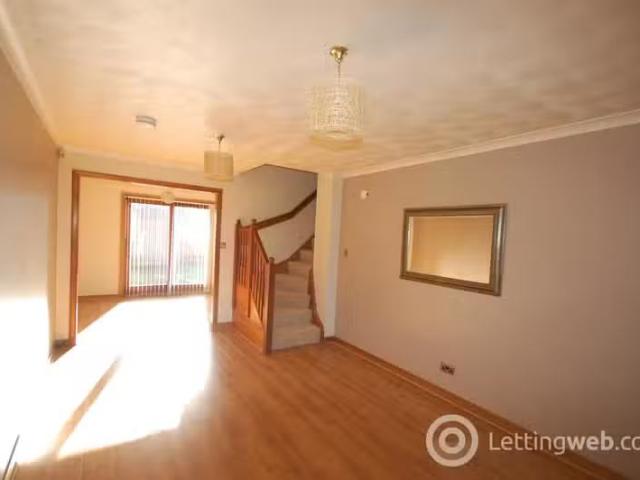 Cozy 3 BR Property to rent in Belmont Gardens, City Centre, Ab.