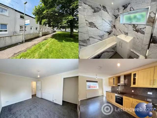 Unique 3 BR Property to rent in Carron Place, Castlepark, Irvi.