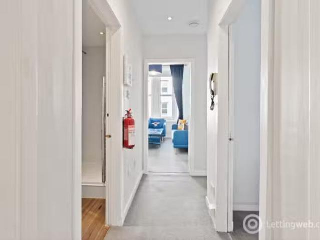 Cheap 3 BR Property to rent in Morrison Street, West End, Edin.
