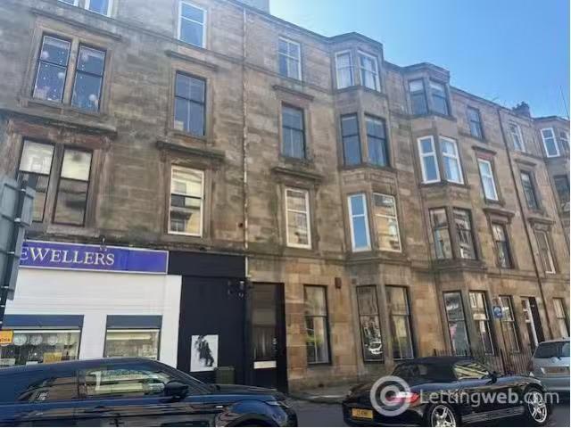 For Rent! 3 BR Property to rent in Ruthven Street, Hillhead, G.
