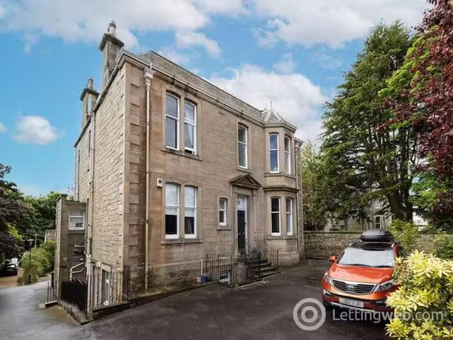 Cheap 3 BR Property to rent in Stanley Road, Trinity, Edinburgh