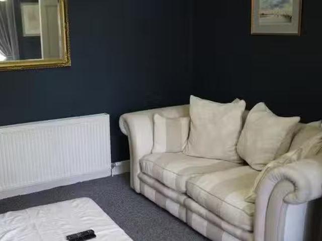 Charming 3 BR Roods