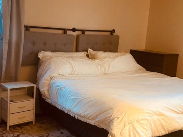 Cozy 3Bed full Bath Room in Columbus | Available