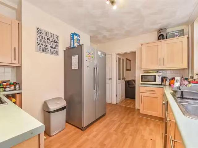 Unique 4 bedroom terraced house for rent in Lawn Terrace, CF37