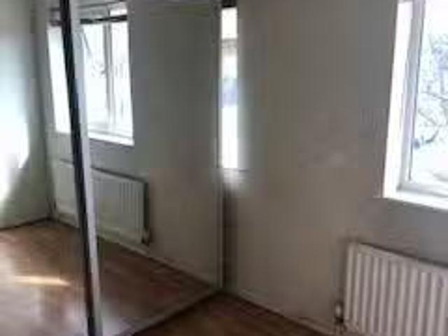 For Rent! 4 bedroom house for rent in Bremner Close, Swanley.