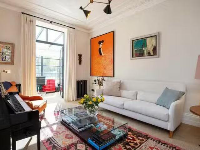 Cozy 4 BR Fulham Road
