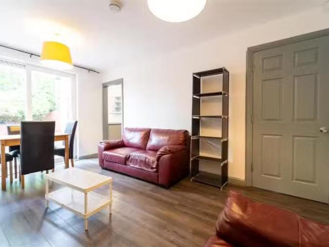 Just in! 5 bedroom house for rent in Rodbourne Road, Birmingha.