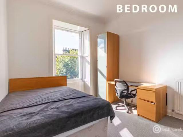 Cheap 5 BR Property to rent in Clerk Street, Edinburgh, EH8