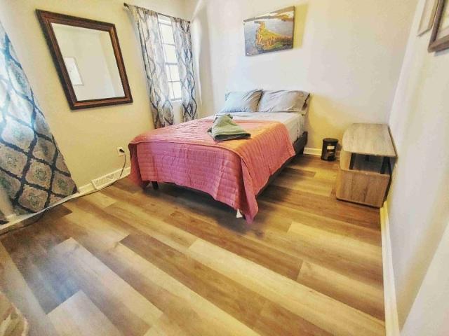 Cozystylish private furnished room C2