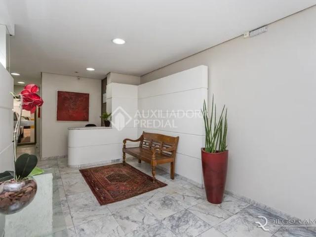 Clássico e charmoso, um encanto de apartamento!