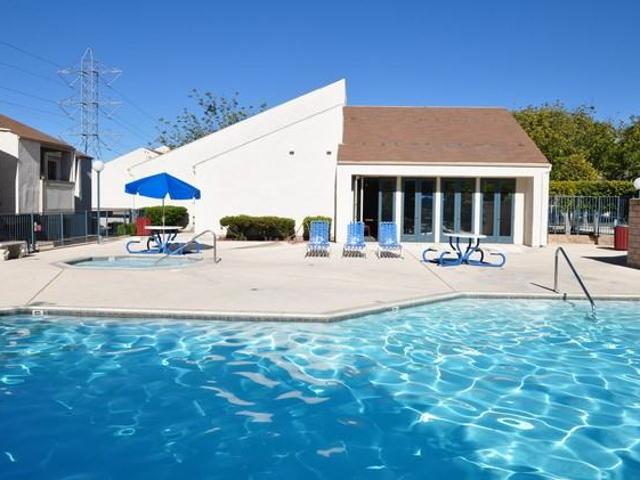 CLNY 3 Bedroom Apartment for Rent at 1207 S El Camino Real, Oceanside, CA 92054 Loma Alta