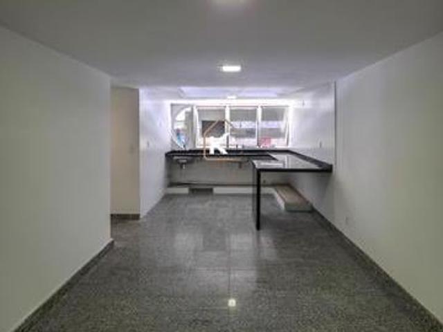 CLN 215 Bloco C Apartamento à venda na SQN 215 Norte — Excelente localização próximo ao Parque Olh