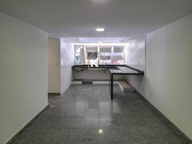 CLN 215 Bloco C Apartamento à venda na SQN 215 Norte — Excelente localização próximo ao Parque Olh