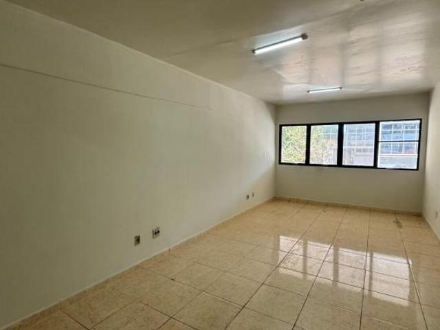 CLN 305 OPORTUNIDADE 37M2 CANTO