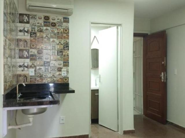 CLN 310 Sala comercial à venda na Asa Norte, 1 banheiro, 33m² de área