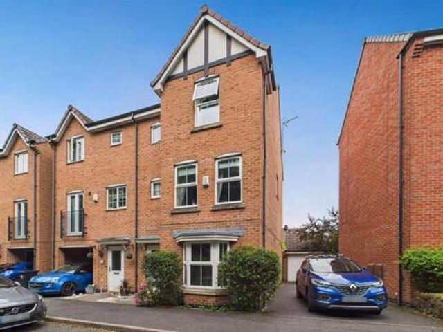Clough Drive, Stretton, 5 Bedroom Semi detached