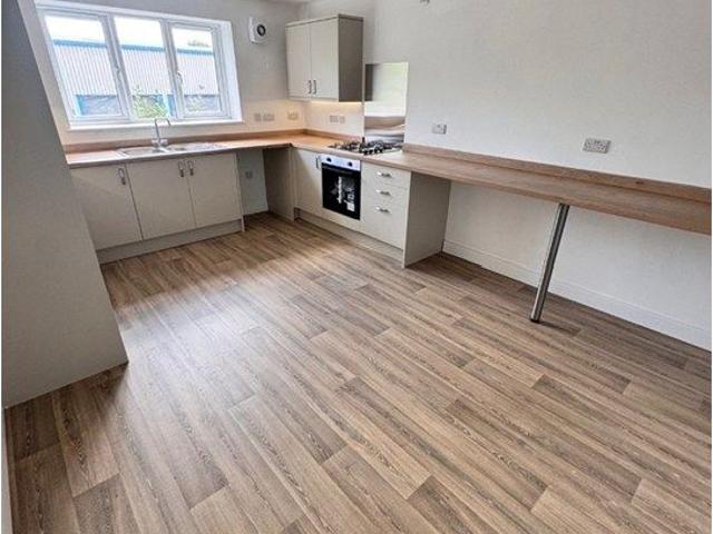 Clough Road, Rotherham S61, 2 bed flat to rent, £730 pcm | PrimeLocation