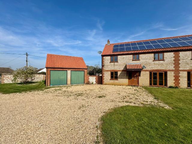 Cloughs Farm, Hythe Road, Methwold IP26, 4 bed semi detached house to rent, £1,650 pcm | PrimeLocation