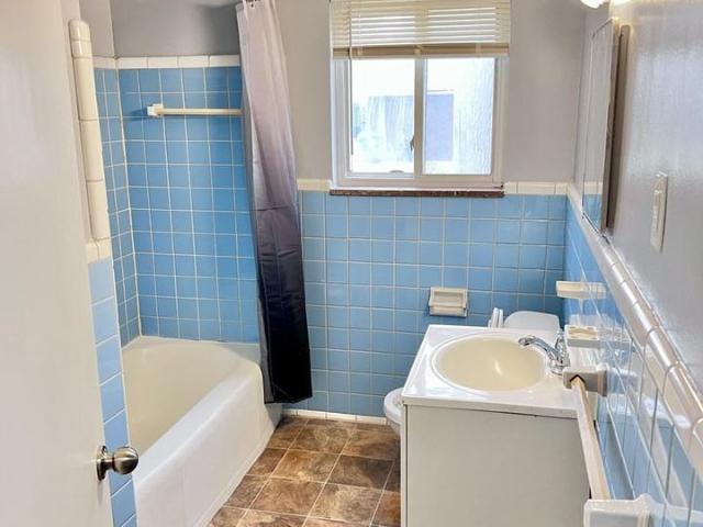 Cloud 9 Apartments Eastpointe 1 Bedroom Apartment for Rent at 15321 E 9 Mile Rd, Eastpointe, MI 48021 Eastpointe
