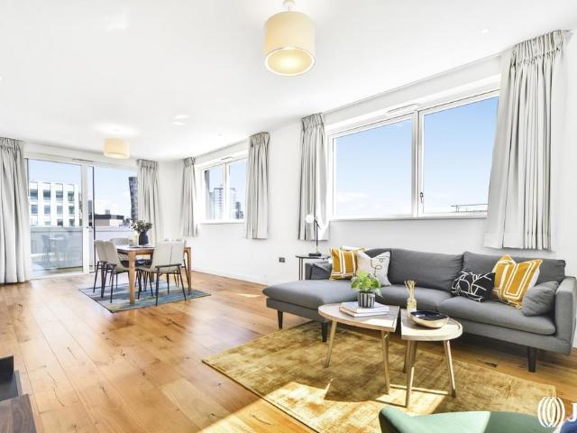 Cloud Street London E15 3 bed flat to rent £3,250 pcm £750 pw