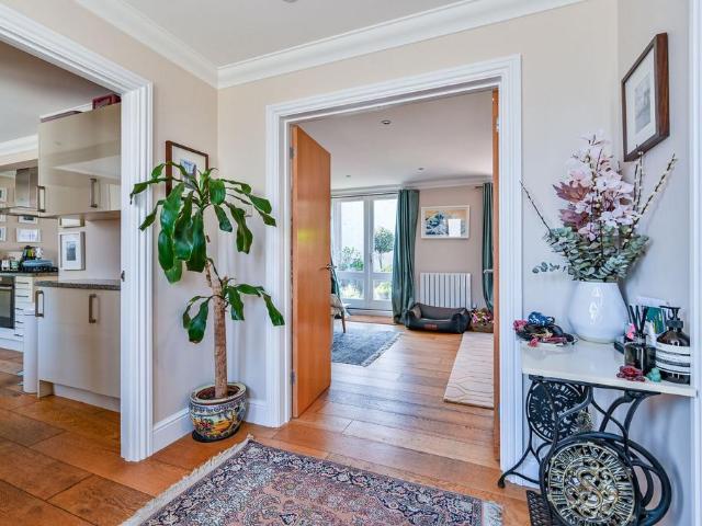 Cloudesley Place, N1, Islington. 3 bed house to rent £6,998 pcm £1,615 pw