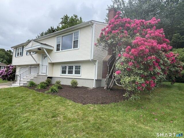 Cloudland Rd, North Haven, Home For Sale