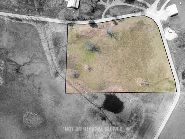 Clouse Dr, Cookeville, TN 38506