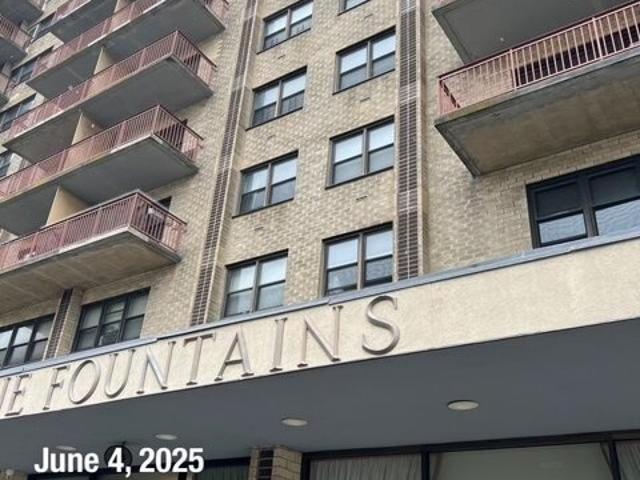 Clove Rd Apt D, Staten Island, Home For Sale