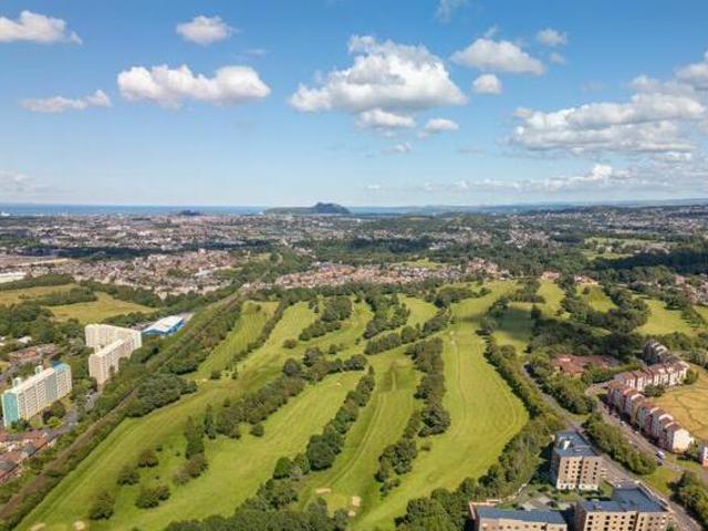 Clovenstone Close, Clovenstone, 2 Bedroom Apartment