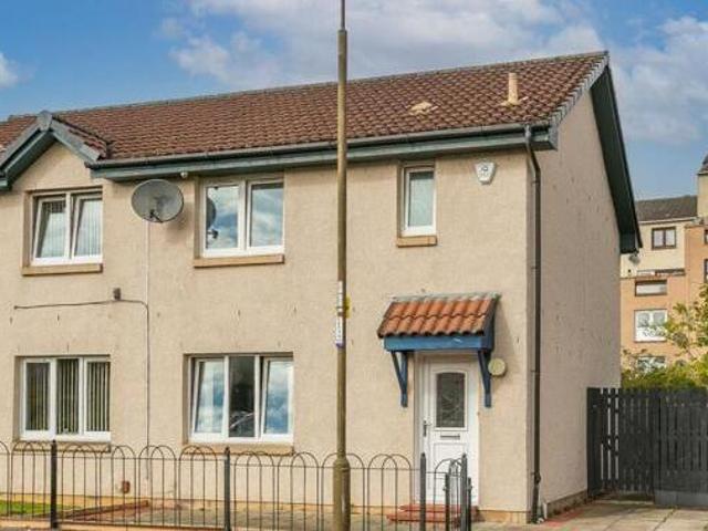 Clovenstone Gardens, Edinburgh, 3 Bedroom Semi detached