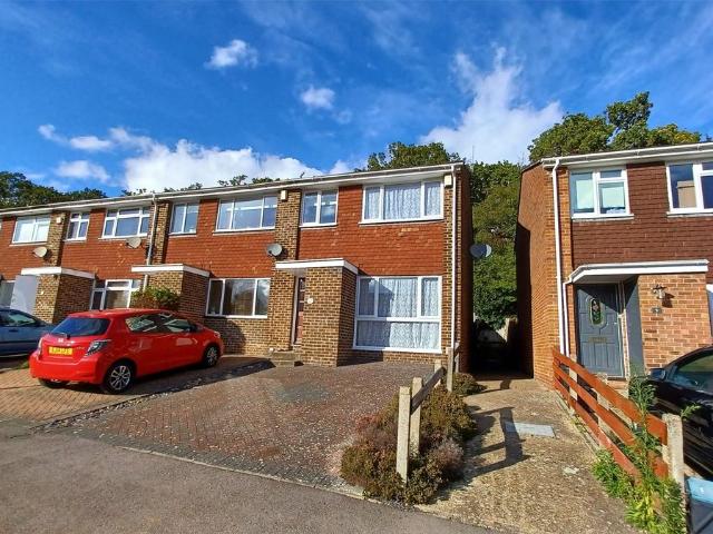Clovelly Way, Orpington BR6, 3 bed terraced house to rent, £1,850 pcm | PrimeLocation