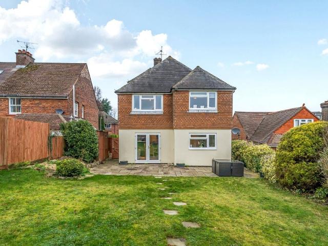 Clovelly Road, Hindhead, Surrey GU26, 4 bed detached house to rent, £3,650 pcm | PrimeLocation