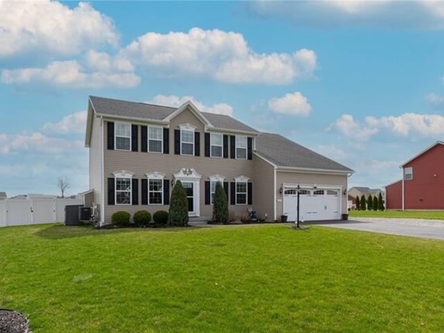 Clovertrail Dr, Farmington, Home For Sale