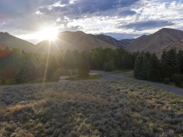 Clover Cir, Blaine County, ID 83333