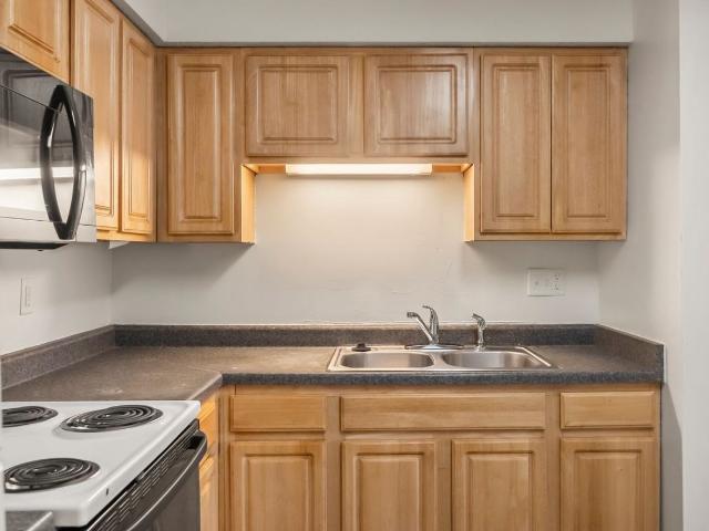 Clover Creek 2 Bedroom Apartment for Rent at 2901 Boston Ave, Des Moines, IA 50310 Prospect Park