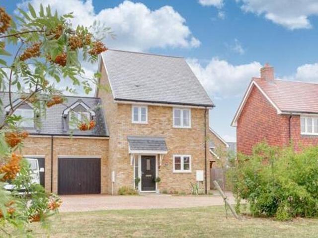 Clover Crescent, Hellingly, 3 Bedroom Semi detached