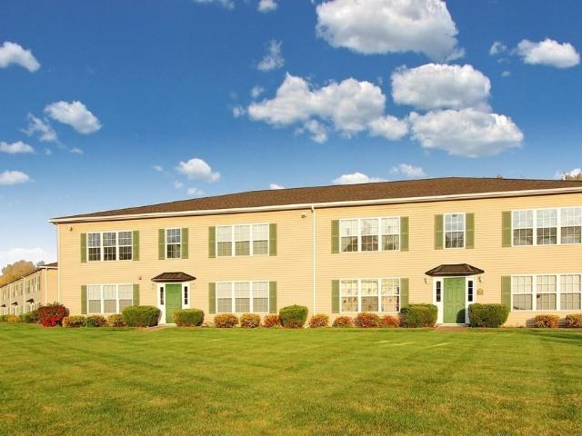Clover Crossings Apartments 2 Bedroom Apartment for Rent at 69 State St, Manchester, NY 14504