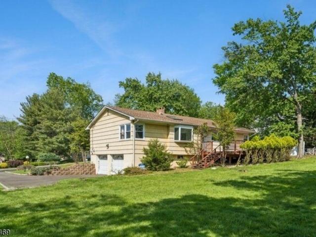 Clover Ct, Cedar Grove, Home For Sale